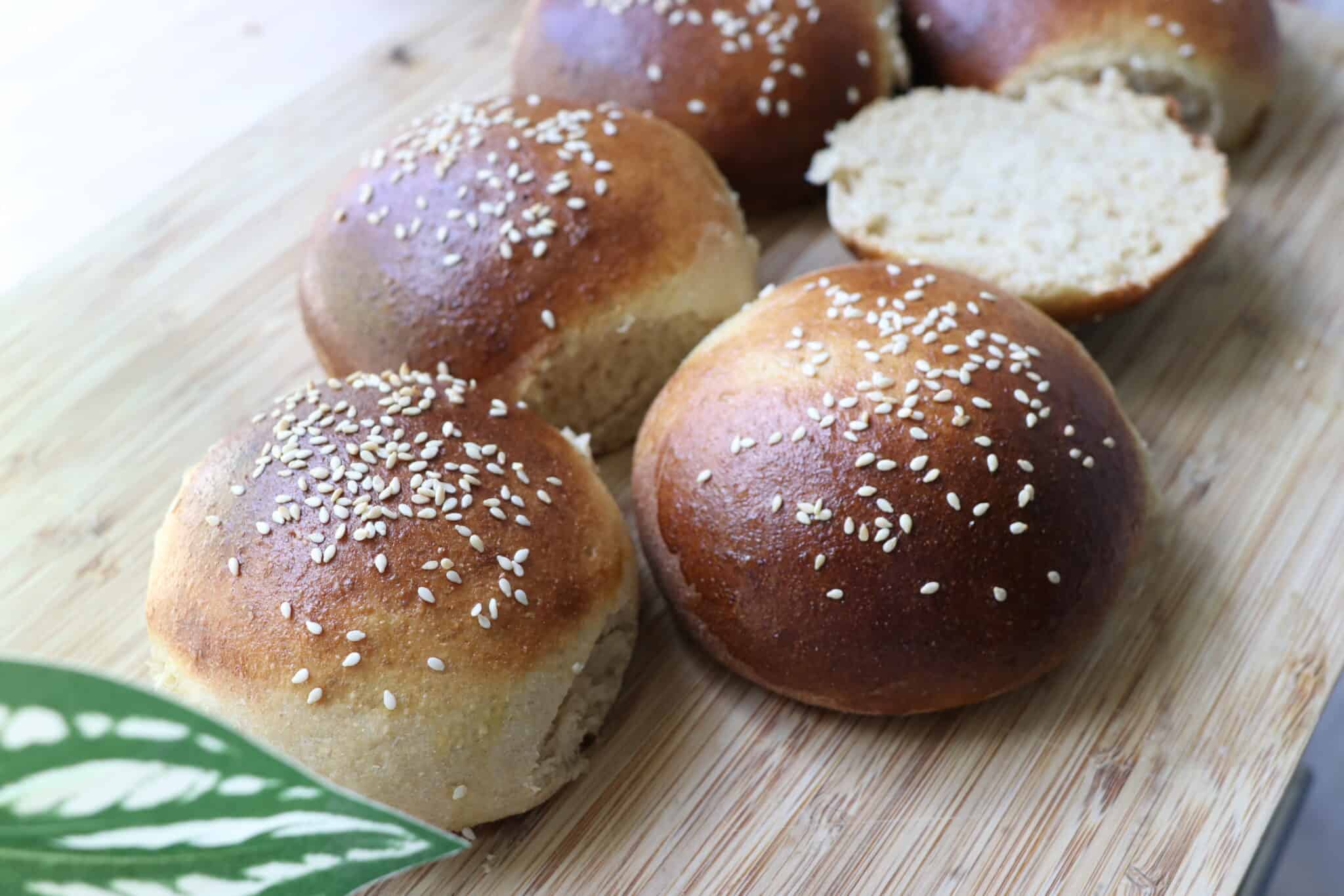 40 Minute Fresh Milled Soft and Fluffy Hamburger Buns - Generation ...
